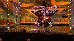 315K views · 5.6K reactions | ทำได้อย่างไร??? เสียงดีมากๆๆๆๆ!!! ดูจบ ชอบและอึ้ง..... Https://facebook.com/KitchendesignbyCT Line id : @kitchendesignbyct หรือ https://line.me/R/ti/p/%40vwn1179i ☎Tel : 081-702-9639 Cr.America 's Got Talent | Kitchen Design By CT ครัว บิ้วอิน คุณภาพดี สวย ราคาถูก | Facebook