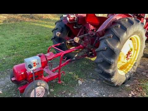 David Brown 880 tractor driving Winpower generator