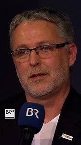 38K views · 679 reactions | Wie kann Integration gelingen? Bei "jetzt red i" aus Fürstenfeldbruck wurde genau darüber diskutiert. Malermeister Andreas Romanow über gute und schlechte Erfahrungen aus seinem Berufsalltag: "Es ist mir völlig egal, wo jemand herkommt. Wichtig ist, wo er hinwill." Die ganze Sendung findet ihr hier: https://www.ardmediathek.de/video/Y3JpZDovL2JyLmRlL3ZpZGVvLzE0NGU0MTkyLWNjMTAtNDAzMS1iZGI0LWM2OGMyMjVmOWNlYg | BR24 | Facebook