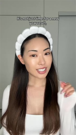 New year = New SKIN RESET with the @currentbody Skin LED Red Light Therapy Mask!! No more smile lines, wrinkles, and dark spots. My before & after photos are all the proof you need 👀 Use code “STEPHANIEAHN for 10% off ❤️ #RedLightTherapy #BeautyTech #LuxurySkincare #SkincareReset #Skincare .ad | Stephanie Ahn