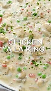 This 30-minute Chicken a la King recipe is easy enough for weekly dinners!🍲😋 Comment RECIPE and I’ll send it to you RN!! | The Cookie Rookie