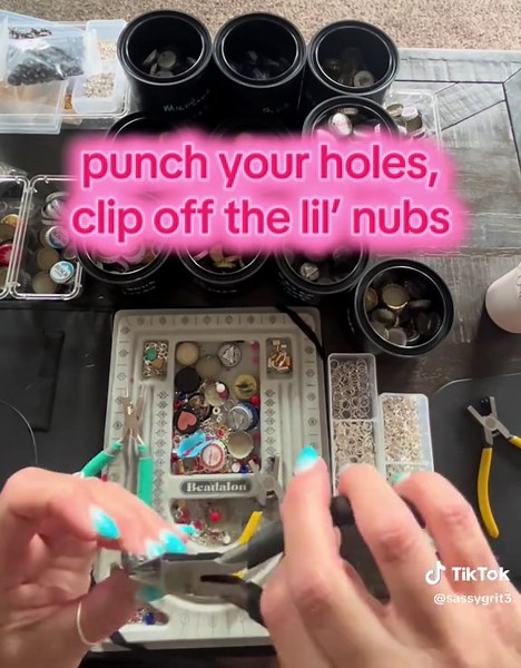 DIY Beer Cap Hat Chains: A Step-by-Step Guide