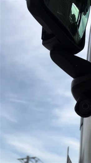 Live Tracking Camera for Fleet Trucks