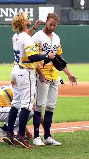 Kyle Luigs Pants Dropping Incident | MLB Baseball Boys