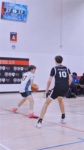 GSE🏀Tournaments on Instagram: "Hard Hoops 2030 - Black getting off to a great start and looking good together in game 1. Good luck on the weekend! #GSESeasonOpener #Texas #Basketball"