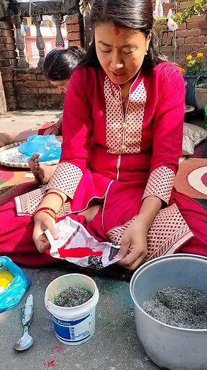 making rangoli color at home... 🥰😍🙏❤️😛#rangoli #capcut_edit 😍😂#tiktok