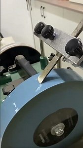 Sharpen the iron of the wood chisel using a special iron sharpening machine that will make it easier