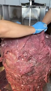3.4M views · 7.9K reactions | This is how REAL doner meat is made, it’s the real deal. Not the usual dirt cheap, bought in, frozen, processed, monochrome shite. Which believe it or not is always advertised as lamb, but is actually chicken. FACT  #kebabporn #donerboner #donergasm #andadietcokepleasesoidontgetfat (May be eaten as part of a calorie controlled diet) 陵襤 | Dublin Kebab Club | Facebook