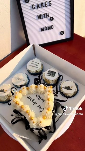 Celebrating Graduation with Cake Decorating Ideas