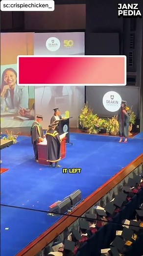 Boyfriend’s Prank at Graduation Shocks Everyone! 🎓😂