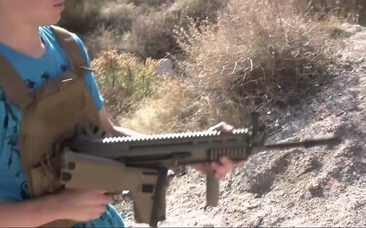 FN SCAR-H实弹射击