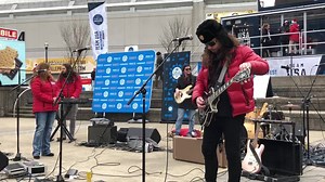 Test test one two....Amy Jack & the Remington Band are warming up Walk of Fame Park! 🇺🇸 ‬ #TeamUSAFest presented by HERSHEY'S is just getting started, cone on down! | Team USA