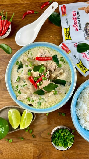 Izabella Jakubec on Instagram: "Indulge in Authentic Thai Flavours Without Breaking the Bank! 🌶️💰✨ This incredible Tom Kha Gai recipe, made with Thai SELECT ingredients, costs under £6 for two servings, making it affordable considering the cost of living crisis! 🍽️ Cooking with Thai SELECT ingredients, a symbol of traditional cuisine, guarantees an authentic experience. 🌿🎉 Here are the ingredients you’ll need: * 125g oyster mushrooms (£1.50) * 500g chicken thighs (£1.43) * 400ml chicken sto