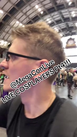 LIVE Cosplayers Showcase at MegaCon Manchester