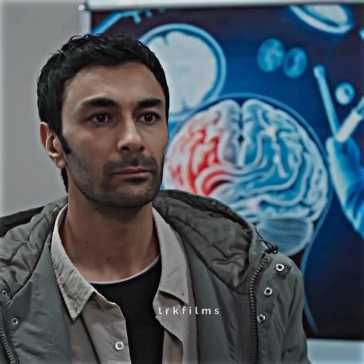 اوغوز كان هيقطع خلف ياخليل متعيدهاش تاني😭😭😂😂😂😂 #mehmetkorhanfirat #oguzsoykan #hudutsuzsevda #denizcanaktaş #miraydaner #halzey #fyp #explore #viral #edit