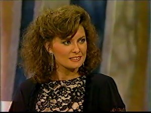 Jane Badler - The Merv Griffin Show (Dec 5, 1984)