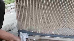 M-Seal, a fast-setting epoxy putty, typically hardens to a point where you can start subsequent operations (like drilling or filing) within 1-2 hours. It sets into a hard mass within 25-30 minutes, but allows for more time to cure fully. Here's a more detailed breakdown: Initial Setting: M-Seal starts to harden and becomes a solid mass within 25-30 minutes. Full Cure: It takes approximately 1-2 hours for M-Seal to fully cure to a point where you can perform further operations like drilling, fili