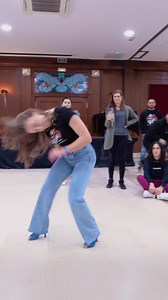 Miau miau miau🐱 Yaiza Melero 1st workshop at #BSWC24 🔥 🎶 Bajanda Changüí - Nic N’Taya 📹 Lutty Moreira Photo #yaizamelero #bswc #salsadancer #salsadance #salsaworkshop #salsacongress #bswcongress | VdanceClub