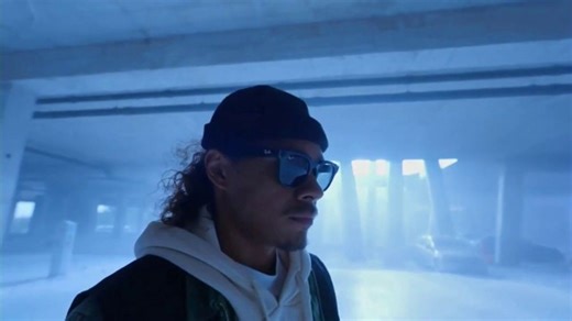 Ray-Ban Meta Stories TV Spot, 'Tap to Play Spotify' Song by Labrinth