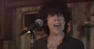 LP - Lost On You (Live) | Video