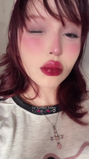 Lip Combo Tutorial: Makeup Tips for Butterfly Lips in Pink Shades