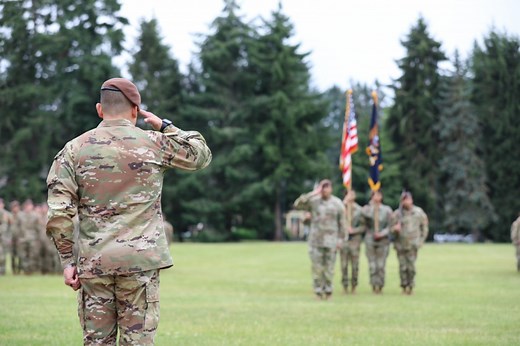 The 5th SFAB Welcomes New Commander at JBLM