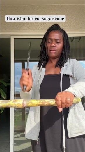 How to cut sugar cane island style 🤣