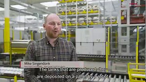 Take a look at the new automated warehouse integration project that our colleagues at Toyota Material Handling Nederland have done. They delivered a fully automated warehouse for Bosal Energy Conversion Industry. Through the use of robots, conveyors, and an automated pallet storage and retrieval system they enabled the automatic transition from the production area to a storage location for the newly produced fuel tanks. Interested to learn more about our integrated solutions? Visit https://bit.l