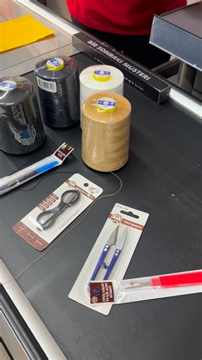 Gülcan Kılıç on Instagram: "Sabah gözümüzü açar açmaz koşa koşa bime gelen dikiş standına gidiyoruz ve neler alıyoruZ…. #bimaktüelürünler #bimdikişstandı #dikişsevenler #evdenüretim #bim"