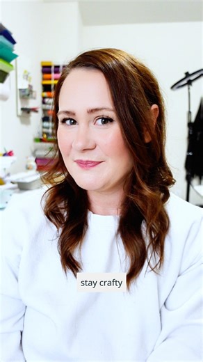 If you’re making Christmas cards with your Cricut here are 3 free writing fonts. 🎄