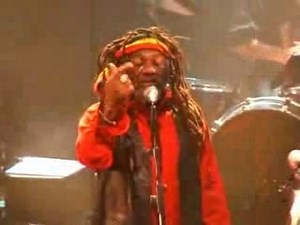 Winston McAnuff and JAVA - Wretched State live in Marseille - Vidéo Dailymotion