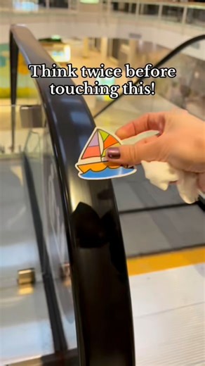 I’ll never touch escalators again and you shouldn’t either! #EscalatorHack #PublicSafetyTips #MomHacks | Ollie Hacks