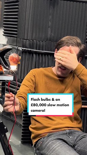A morning spent igniting flash bulbs from the 1930’s & filming it all with a Photron slow motion camera. 💡#slowmotion #slowmophoto #slowmotionphotography #photography #photographyeveryday #photographerlife #photographylover #photomagic #fyp #experimentalphotography #experimentalart