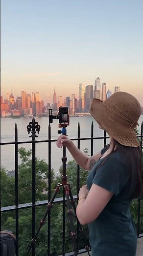 How to Photograph the 2026 Total Lunar Eclipse (Blood Moon)