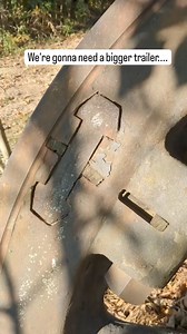 The flywheel was easily 6 feet in diameter. Question 1: How much does it weigh? Question 2: Can the telehandler pick it up? I saw this massive flywheel at an auction. No idea who bought it, but would have made some great yard art. Unfortunately, it was probably worth more for scrap. #gasengine #gas #agriculture #horsepower #dieselengine #diesepower #engines #farmlife #farmmachinery #farmall #farm #tractor #tractors #farmer #farming #internationalharvester #dieselpower #diesel #antiquetractorlife