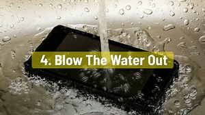 What you should do to dry your water-logged phone