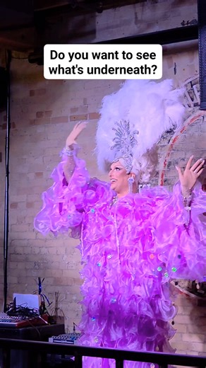 ✨ Join us for one of our upcoming shows! ✨ 🎉 This weekend we’re back at Farm League Brewing bringing all the glitz, glam, and giggles! 🍳 Next weekend we’re serving up laughs at our Great Galtsby Drag Bingo Brunch! 🎄 Then we’re getting festive (and a little naughty 😉) with The Naughty List Drag Bingo & Brunches! Check out the link in our bio for all the details and tickets — you won’t want to miss out! 💋💎 💬 Comment below if you want to see the reveal! #DragBingo #DragBrunch #CrystalQuartz 