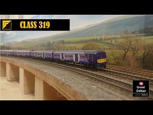 Graham Farish Class 319