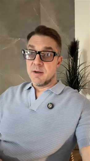 Я живу в Германии и торгую на Амазон разными товарами с 2015 года. И вот основные преимущества, от которых я кайфую, но не кайфуете наверняка вы, если до сих пор не нашли себе работу по душе. 1️⃣ Мой заработок не ограничен. Сколько потопал, столько и полопал. Зарплата дело хорошее, но у вас есть потолок, у меня его нет. 2️⃣ Я работаю, когда хочу и где хочу. И для работы мне нужен всего лишь ноутбук и доступ в интернет. После начала войны я уехал жить на Кипр и полтора года продолжал торговать от