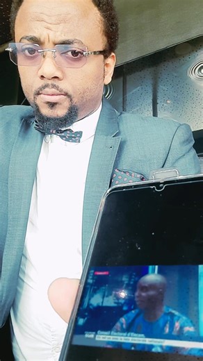 1-🇨🇲Au sujet de la liste électorale nationale, on peut finalement comprendre pourquoi ELECAM a honte et peur de la rendre publique ; 2-🇨🇲ELECAM peut-il expliquer aux Camerounais comment le nom de Xavier BELEME ANANG se retrouve dans deux bureaux de vote différents ? 3-🇨🇲Conformément aux déclarations du Prof.Nkou Mvondo, ELECAM peut-il expliquer au peuple Camerounais comment des personnes #décédées (avant les élections de 2018) ont fait pour voter lors de l'élection présidentielle de 2018 a