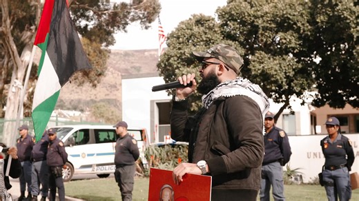The United States is protecting the Israeli entity as it is vital to enforcing its hegemony in the Middle East. This is one of the reasons behind activists’ demonstration outside the US consulate in Steenberg. #radio786 #fyp #newsroom | Radio 786