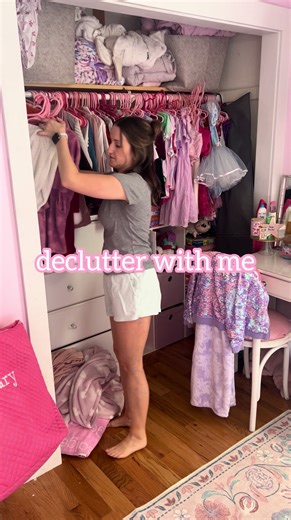 Closet Decluttering Tips for an Organized Space