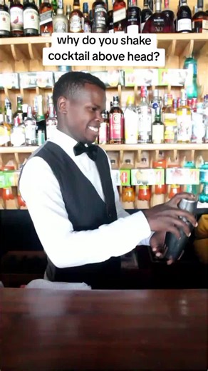 Hilarious Moments of a Barman in Action