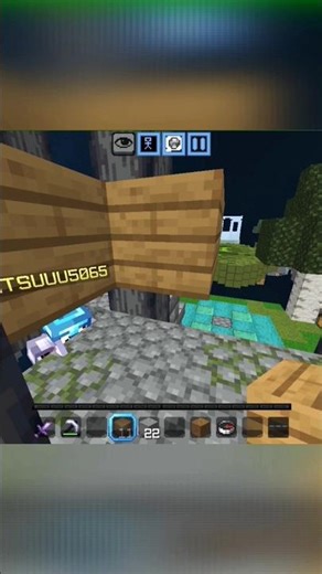 Hole trap in Cubecraft Skywars