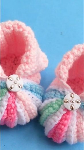 crochet baby booties 0-3 months #crochet #foryou #shorts #new #cute #booties #shoes