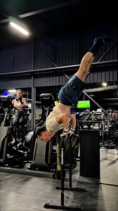 42K views · 5.7K reactions | how would you react?  calorie tracker: @calai.app : "champ" #calisthenics #streetworkout #gym #reactions #handstand #strength #balance #gymnastics #planche #aura | Alessian Noje | Facebook