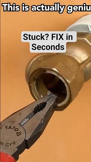 Quick Way to Remove the Stuck Piece#DIYPlumbing #PVCRepair #HomeImprovement #PlumbingHack #BrokenPVC