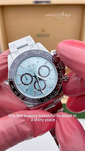 VS-JC on Instagram: "The watch's icy blue dial features a sprayed chronograph subdial, 18K gold hour markers, and hands coated with clearly legible Chromalight luminous material. Racers can accurately track elapsed time through the dial display, allowing them to determine how to navigate the remaining course to ultimately win. #daytona #daytona675r #daytona #lovemusic"