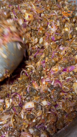 Still going strong. 🔥🍛fourth batch loading, and yes… ASUN RELOADED is looking exactly how it should. We’re pushing through, cooking fresh and delivering premium because Christmas deserves nothing less. ⏰ Pickup ongoing from 7am 10am this morning. If you’re pulling up, come correct. Merry Christmas from all of us at Firewood Jollof. 🎄🔥 | Firewood Rice Nigeria