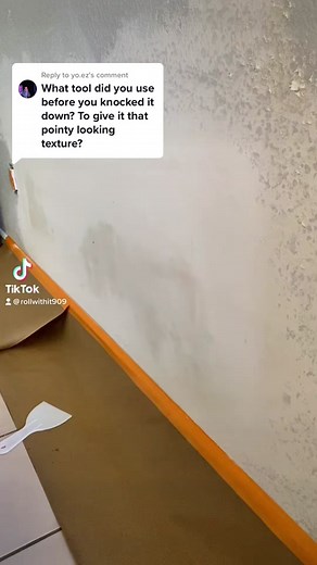 Mastering Knockdown Texture with a Sponge